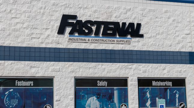 Fastenal (FAST) Achieves Robust Revenue Growth in Q4 2023, Outperforms ...