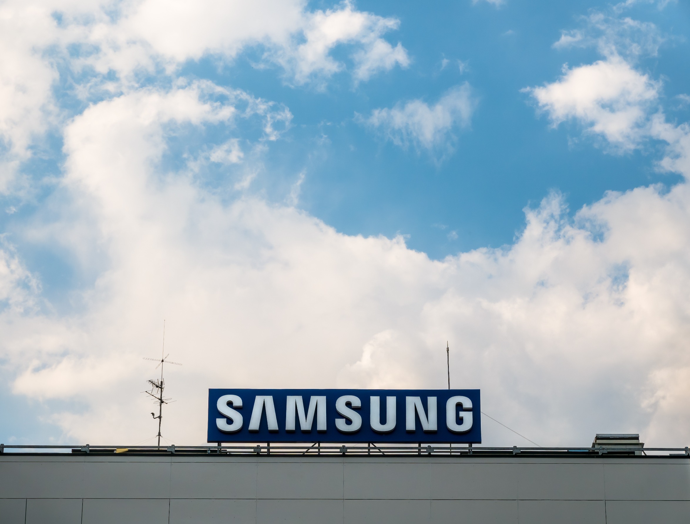 Is Samsung Poised for Significant Growth as the AI Chip Market Surges ...