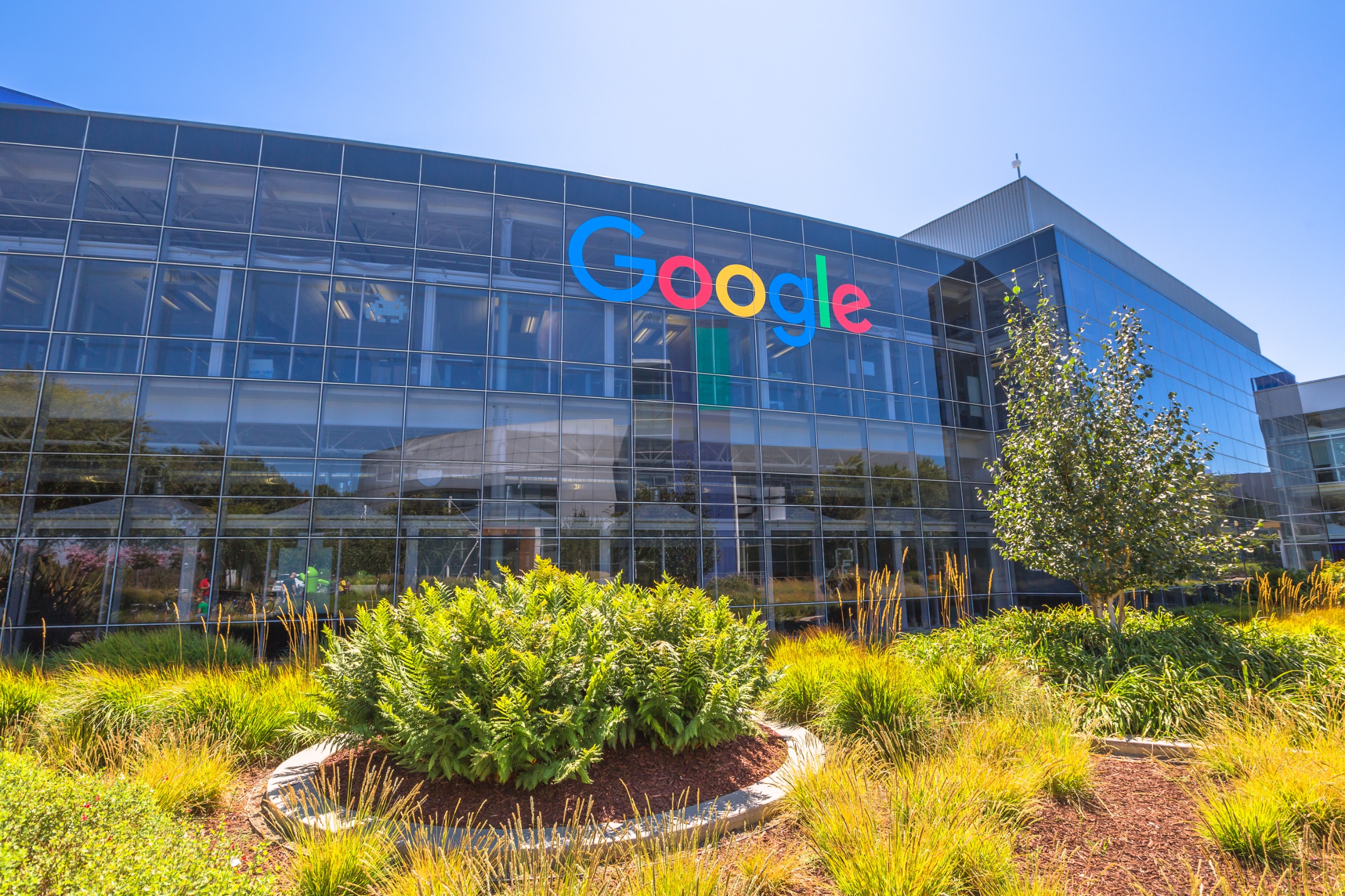Alphabet Reports 15% Revenue Surge in Q3 Driven by Google Cloud and AI ...