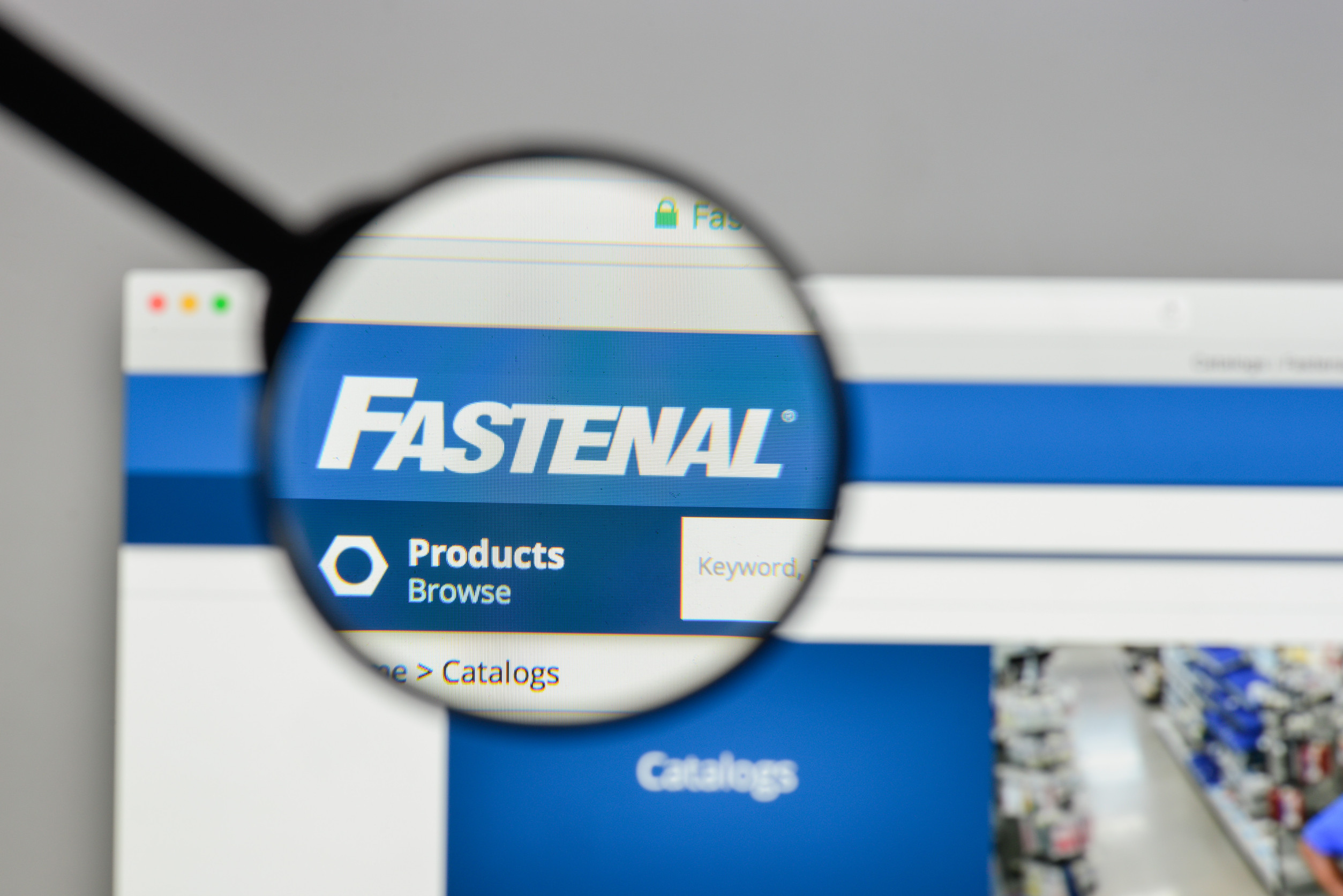 Fastenal Company (FAST) Beats Q2 Expectations, Provides Strong Guidance ...