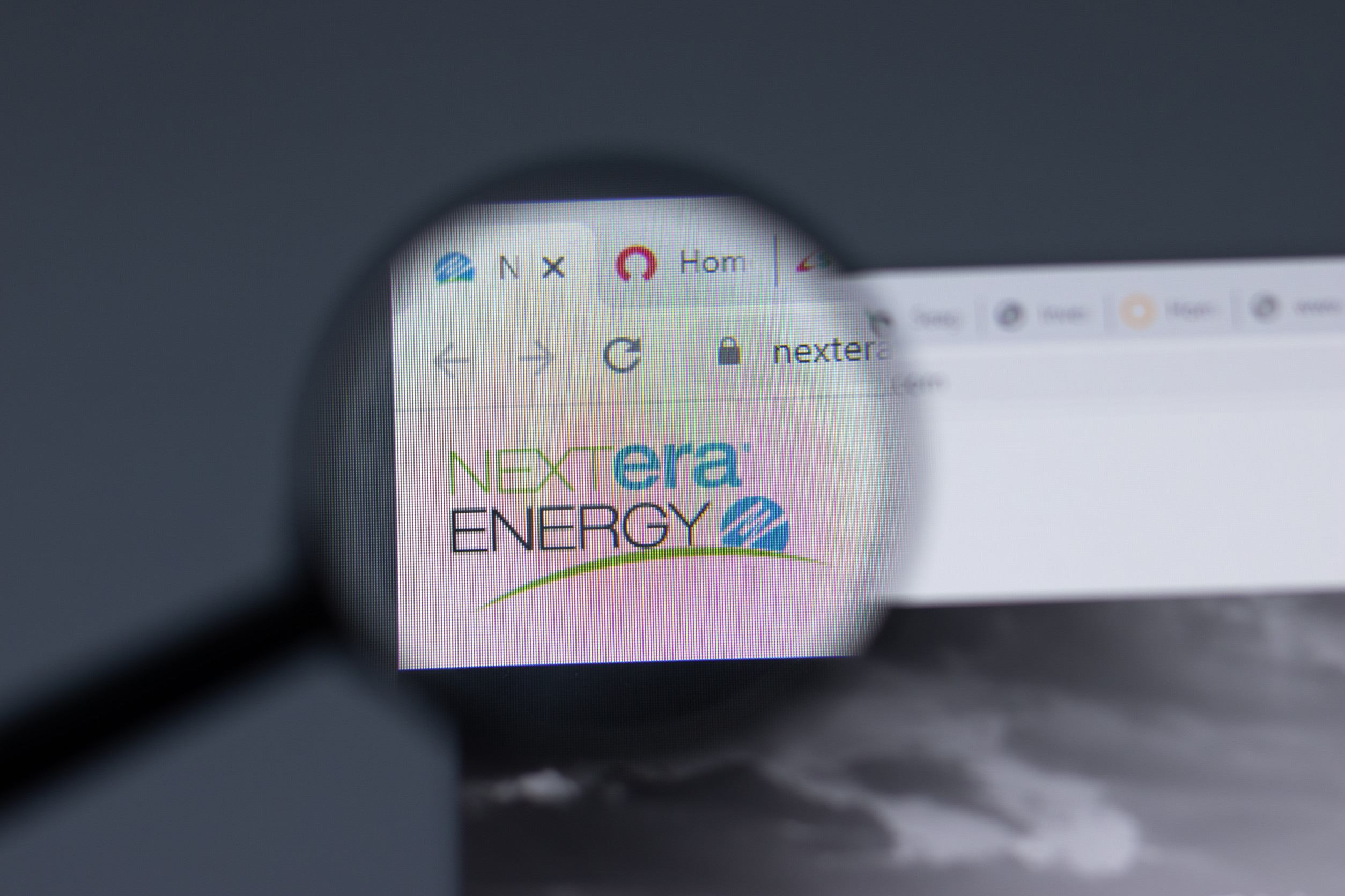 NextEra Energy (NEE) Stock Drops on $2B Equity Offering - Tokenist